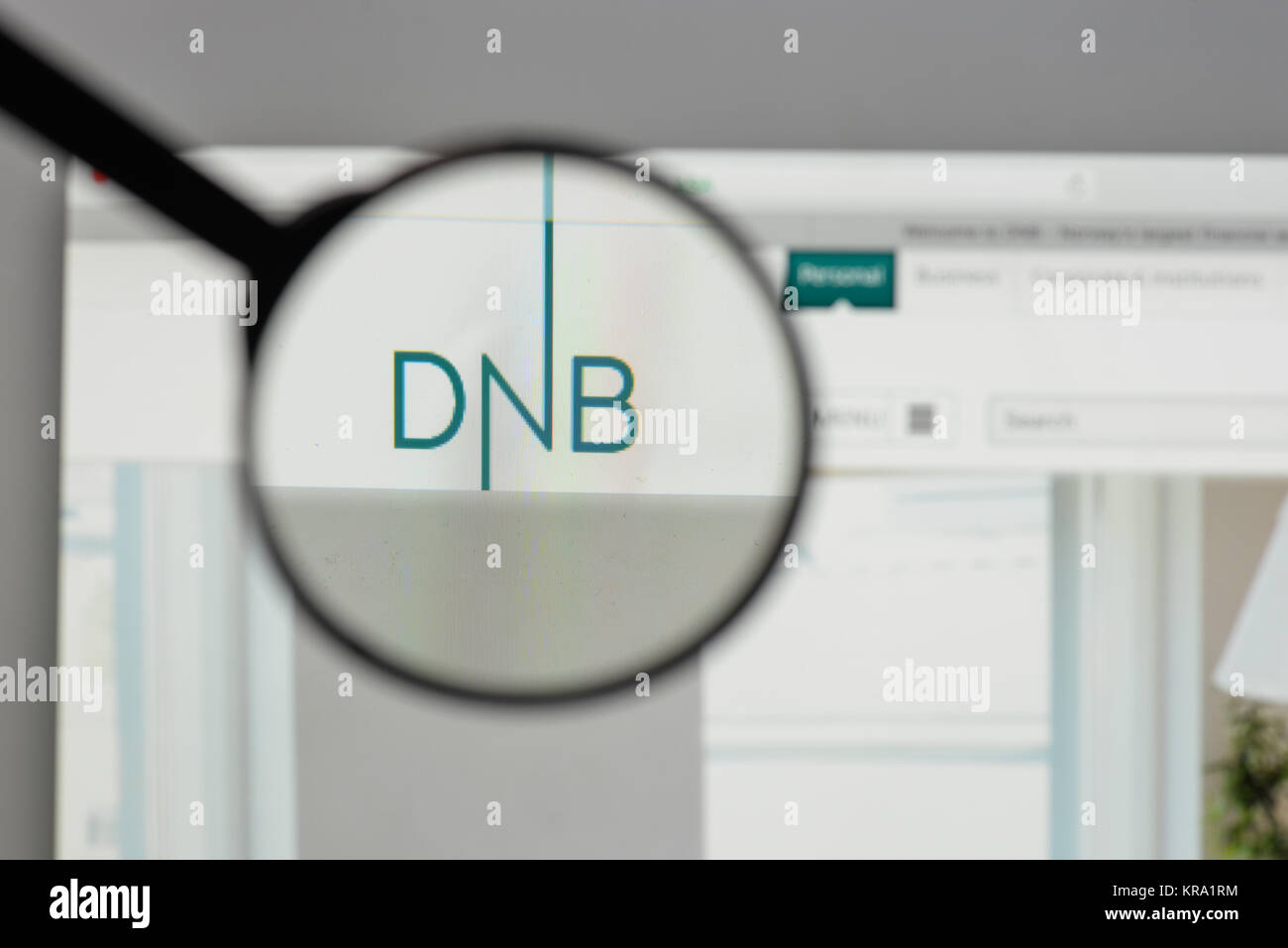 Dnb logo hi-res stock photography and images - Alamy