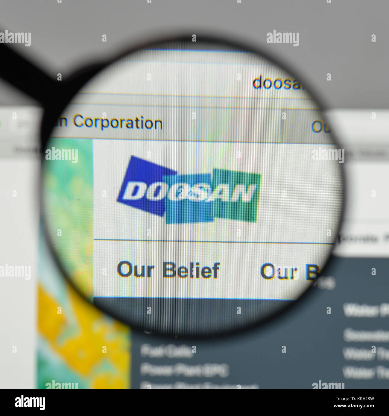 Doosan symbol hi-res stock photography and images - Alamy