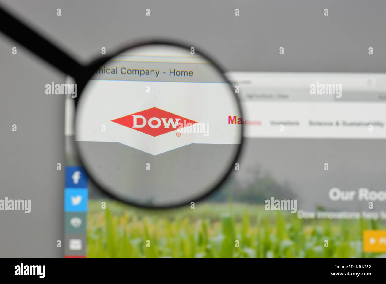 Dow chemical logo hi-res stock photography and images - Alamy
