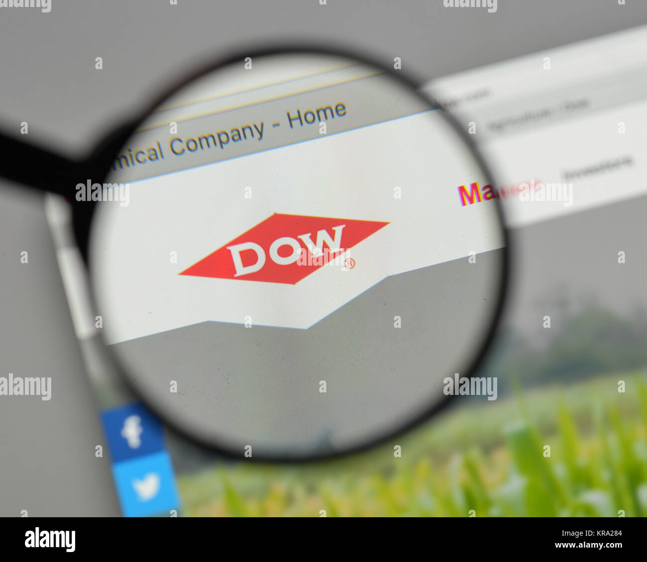 Dow chemical logo hi-res stock photography and images - Alamy