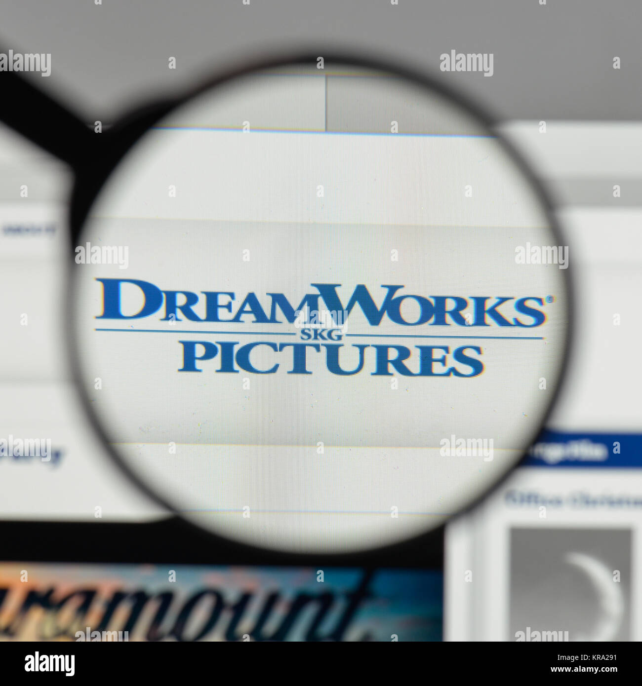 Dreamworks logo hi-res stock photography and images - Alamy