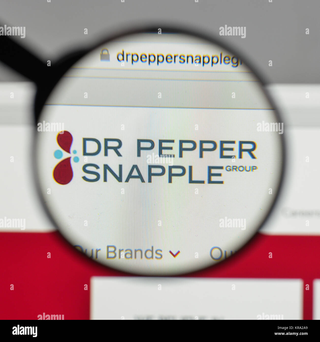 Dr pepper snapple logo hi-res stock photography and images - Alamy