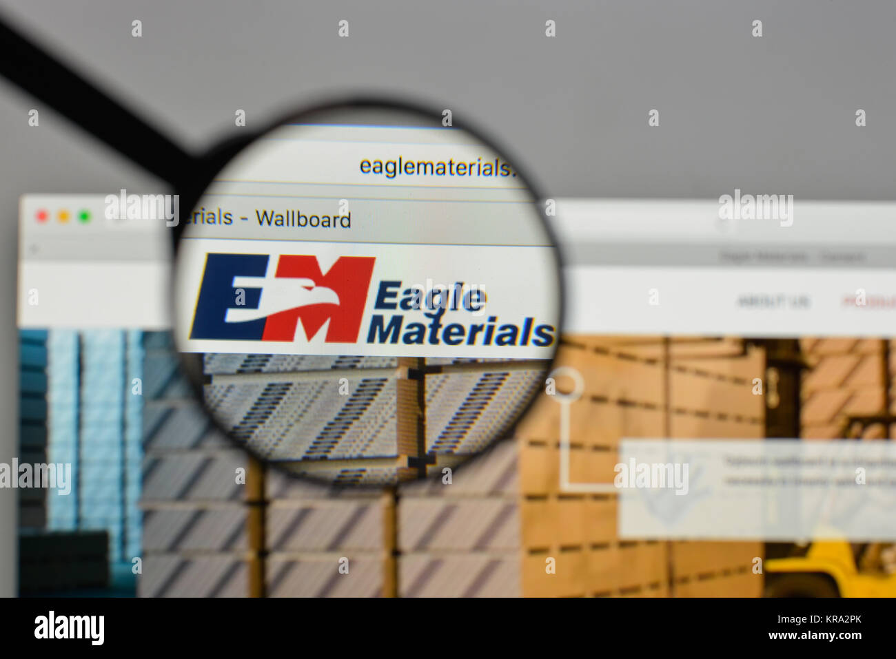 Eagle materials logo hi-res stock photography and images - Alamy