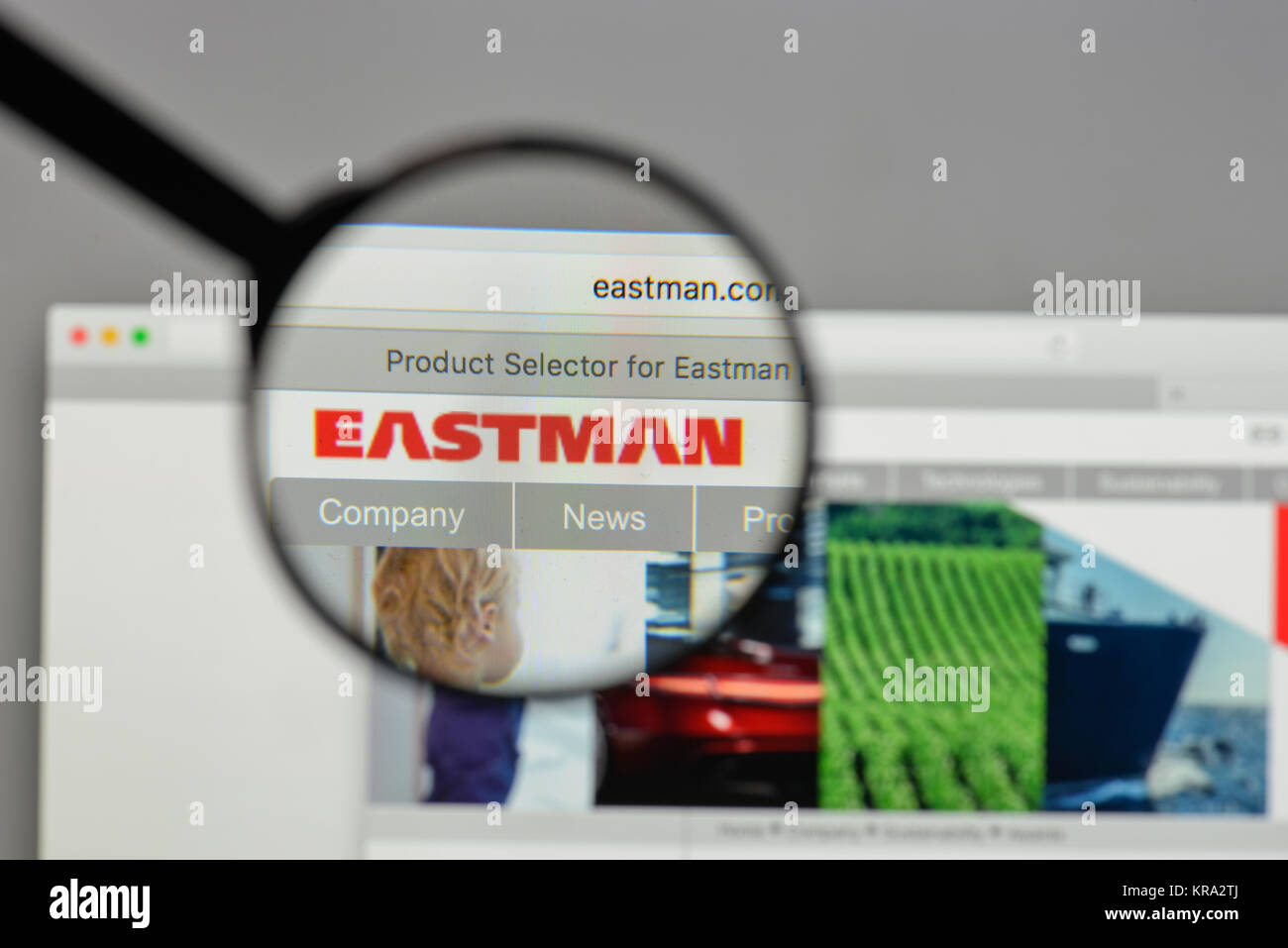 Eastman logo hi-res stock photography and images - Alamy