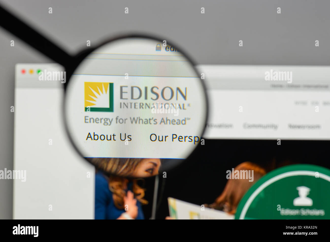Edison international logo hi-res stock photography and images - Alamy