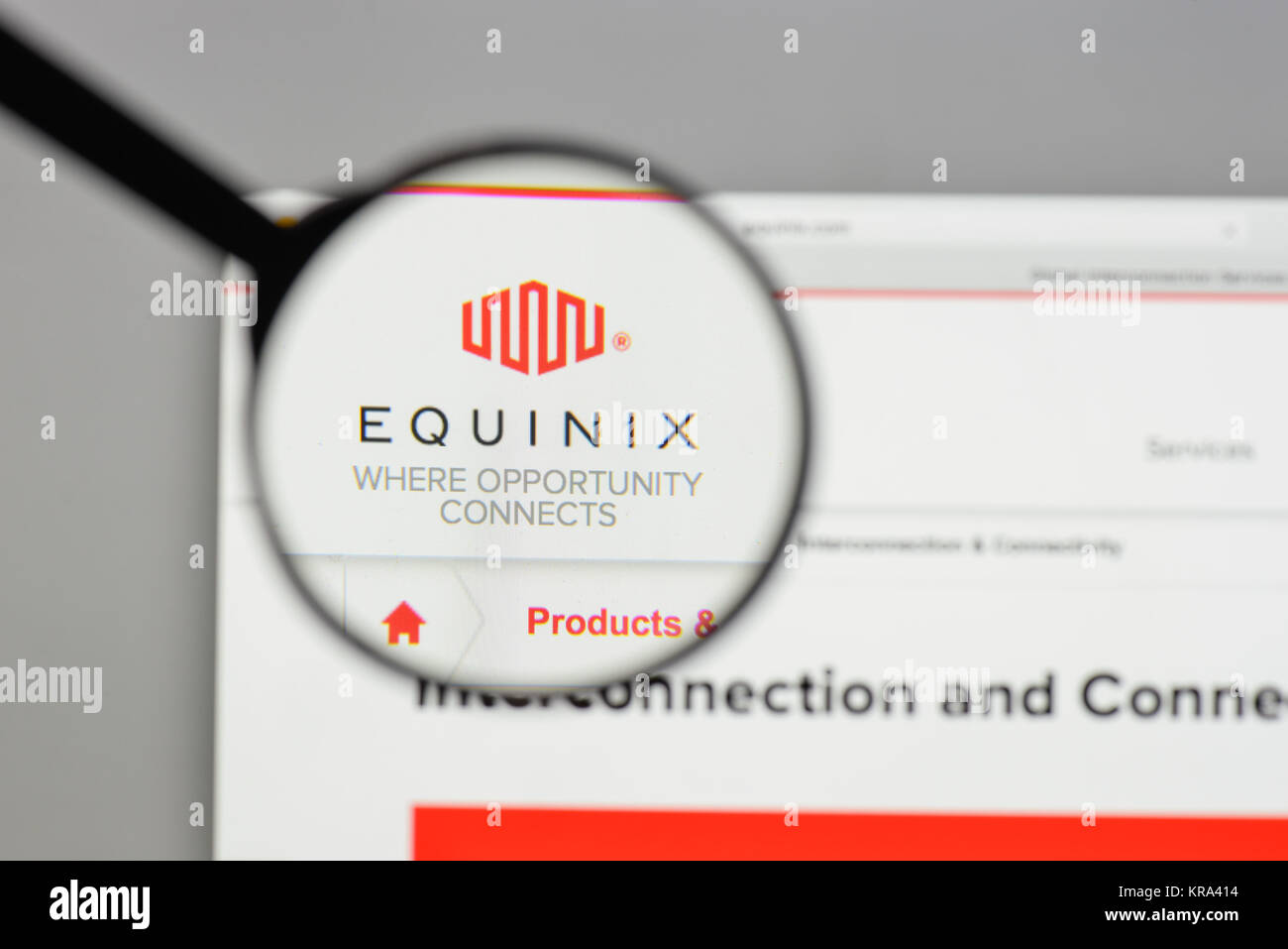 Equinix logo hi-res stock photography and images - Alamy