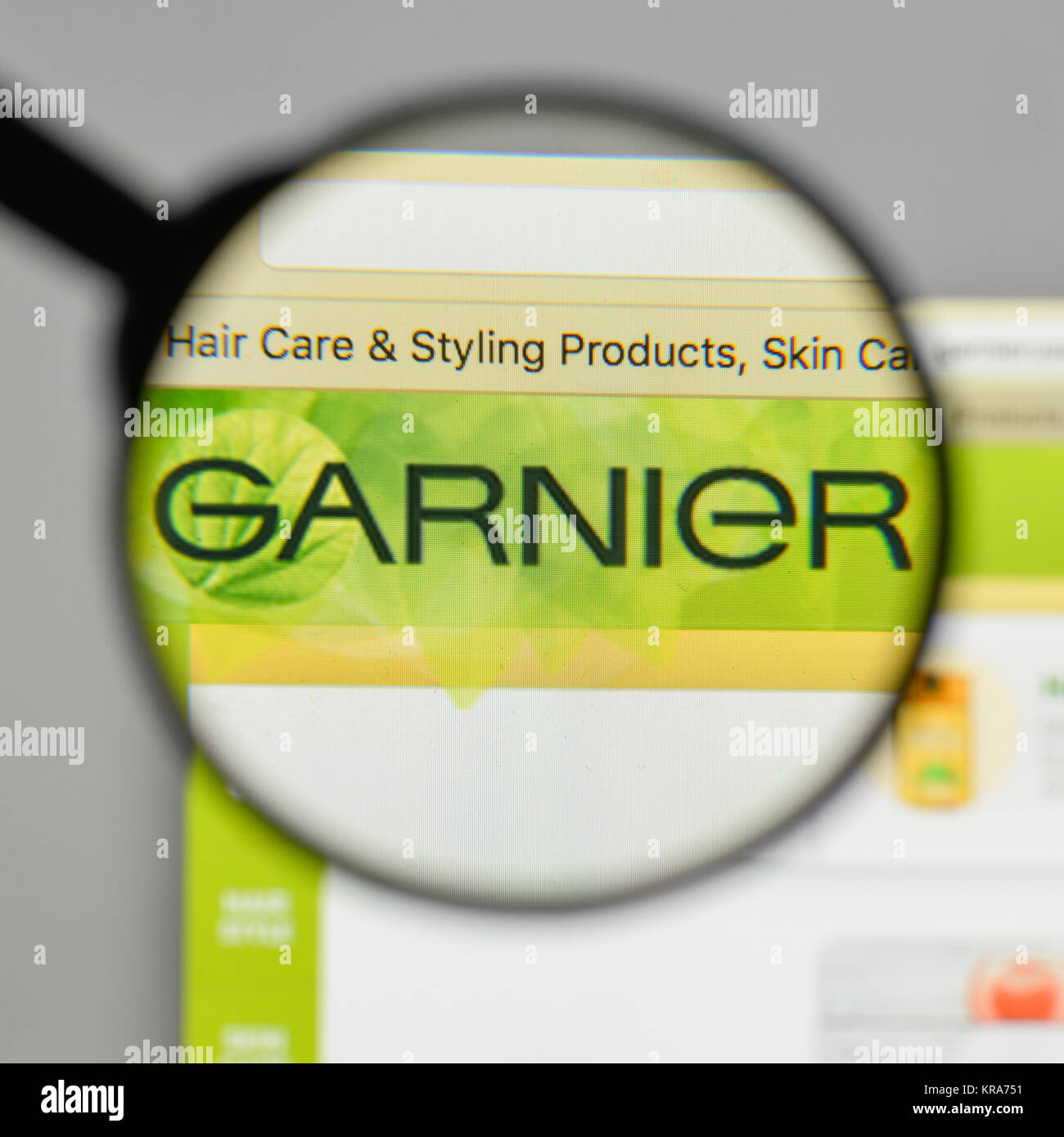 Take Care Garnier Logo
