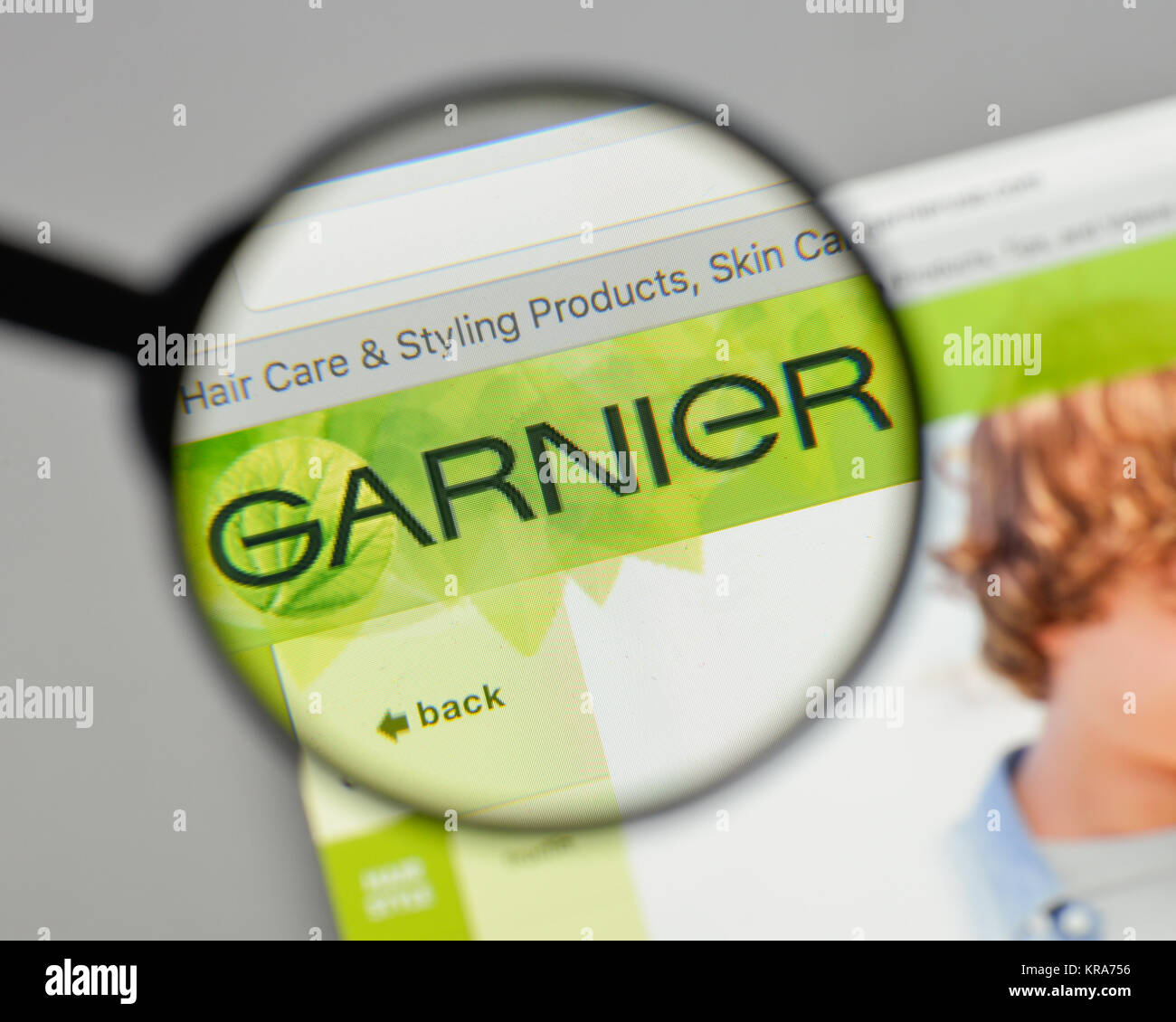 Garnier logo hi-res stock photography and images - Alamy