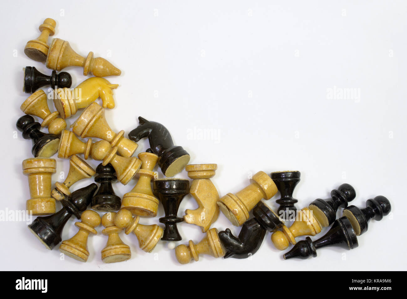 triangular neat pile of blacks and whites chess pieces Stock Photo - Alamy