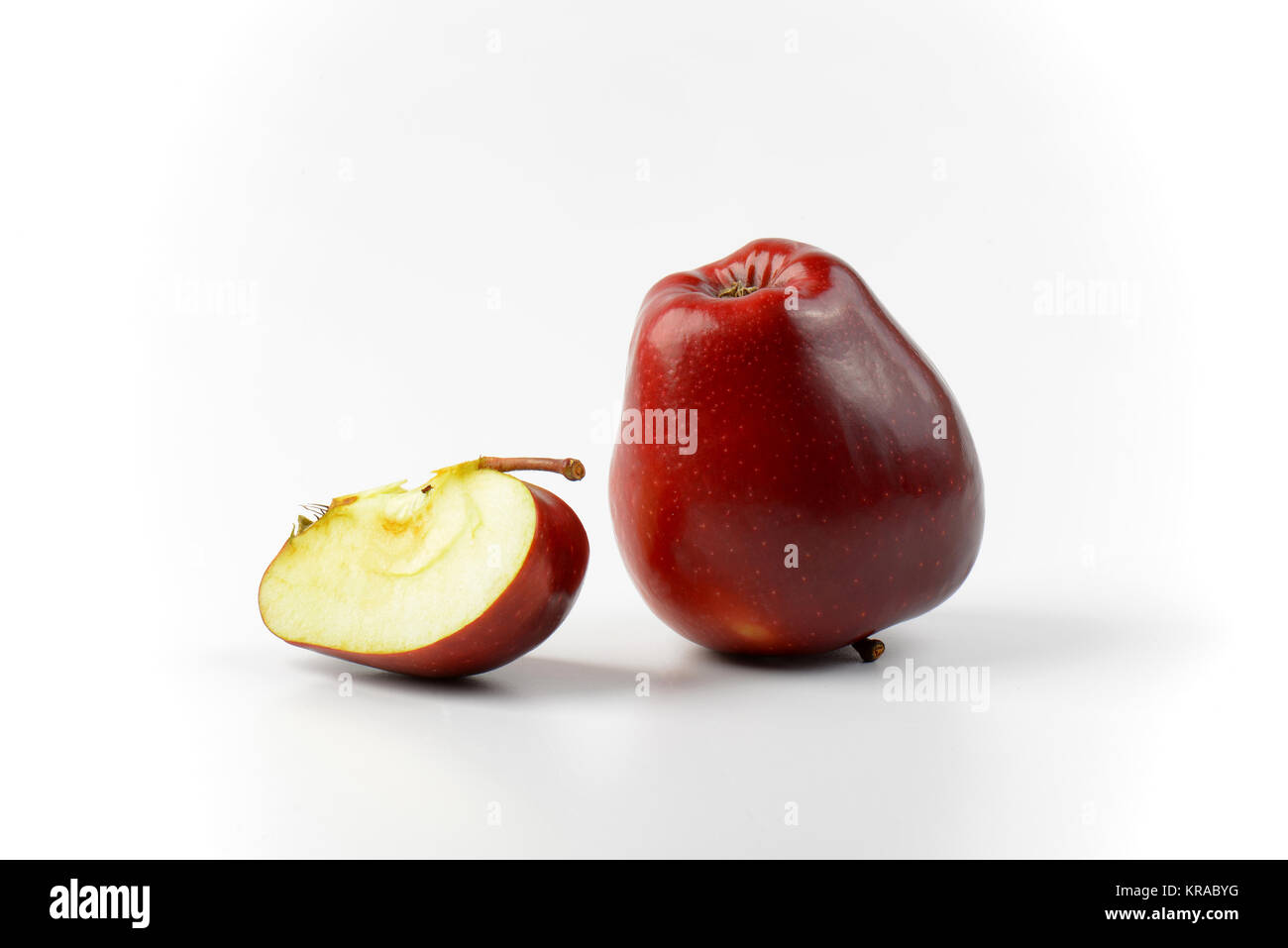 fresh red apple Stock Photo - Alamy