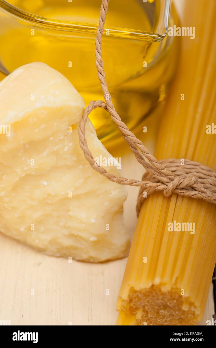 Basic food ingredients hi-res stock photography and images - Alamy