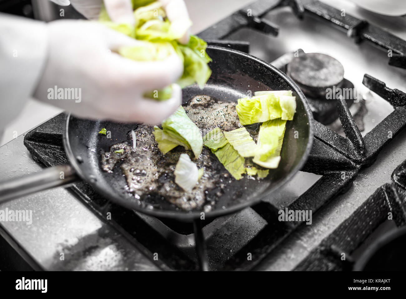 Chopped iceberg hi-res stock photography and images - Alamy
