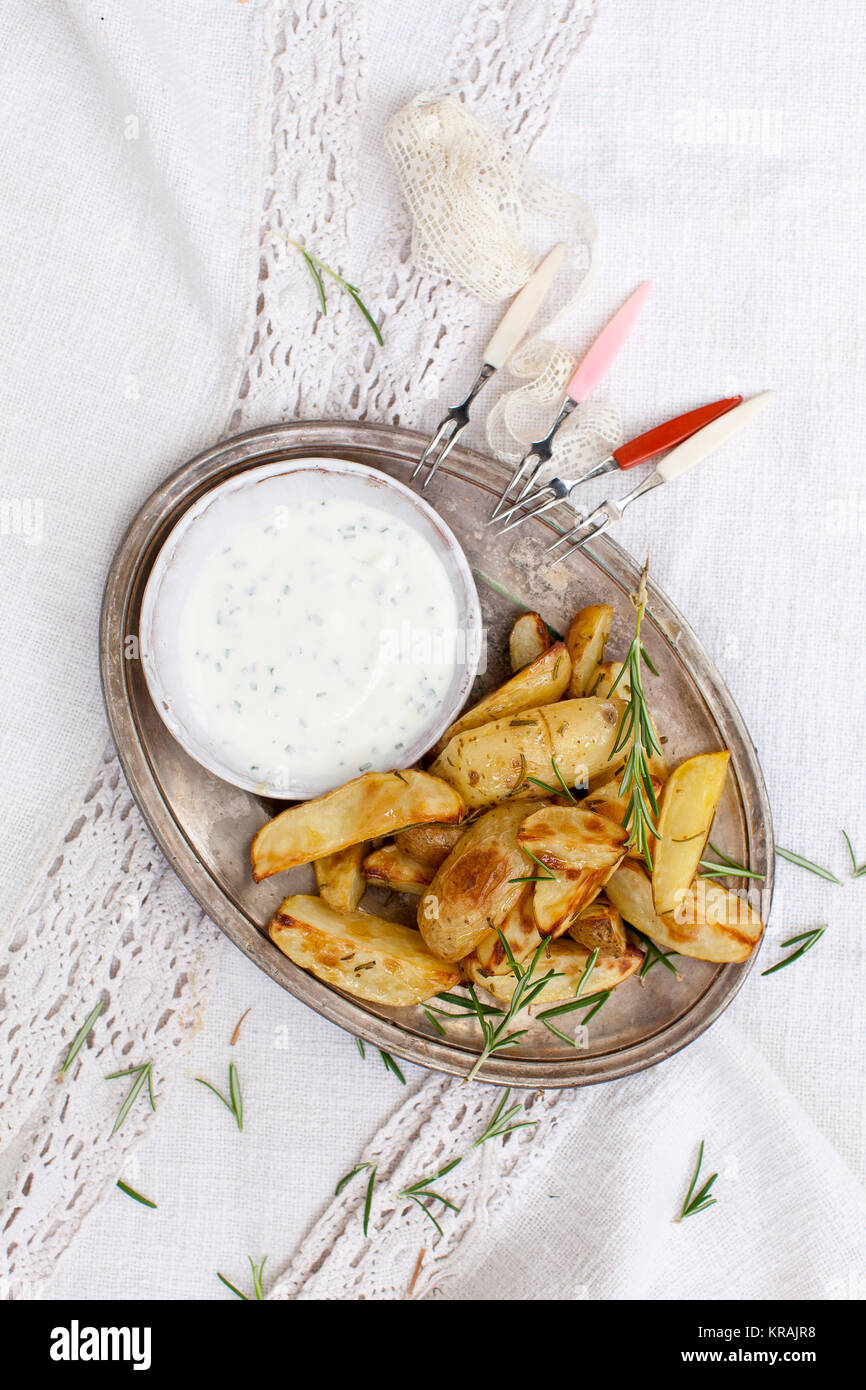 Fresh potato wedges dip hi-res stock photography and images - Alamy