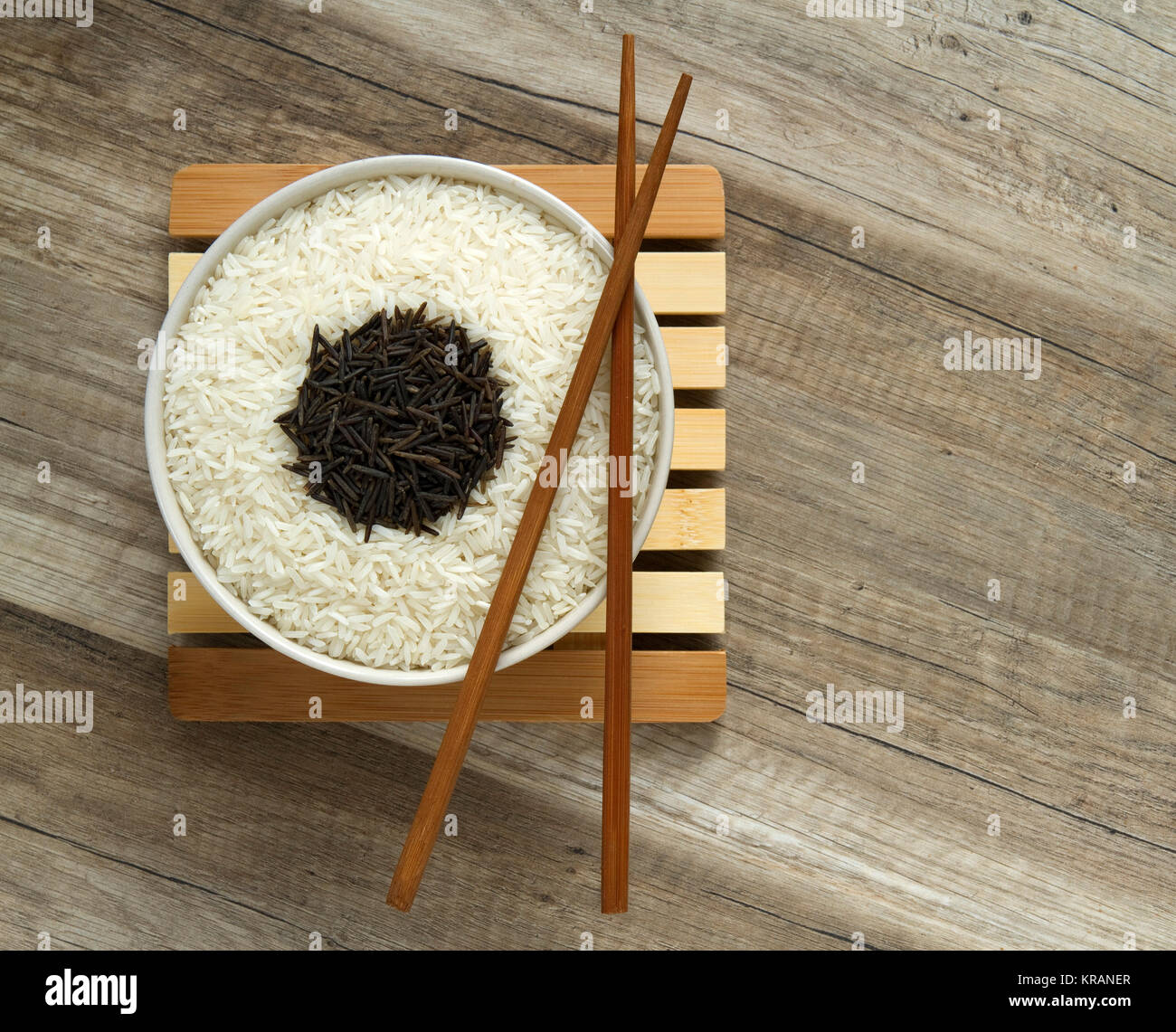two varieties of dry rice Stock Photo - Alamy