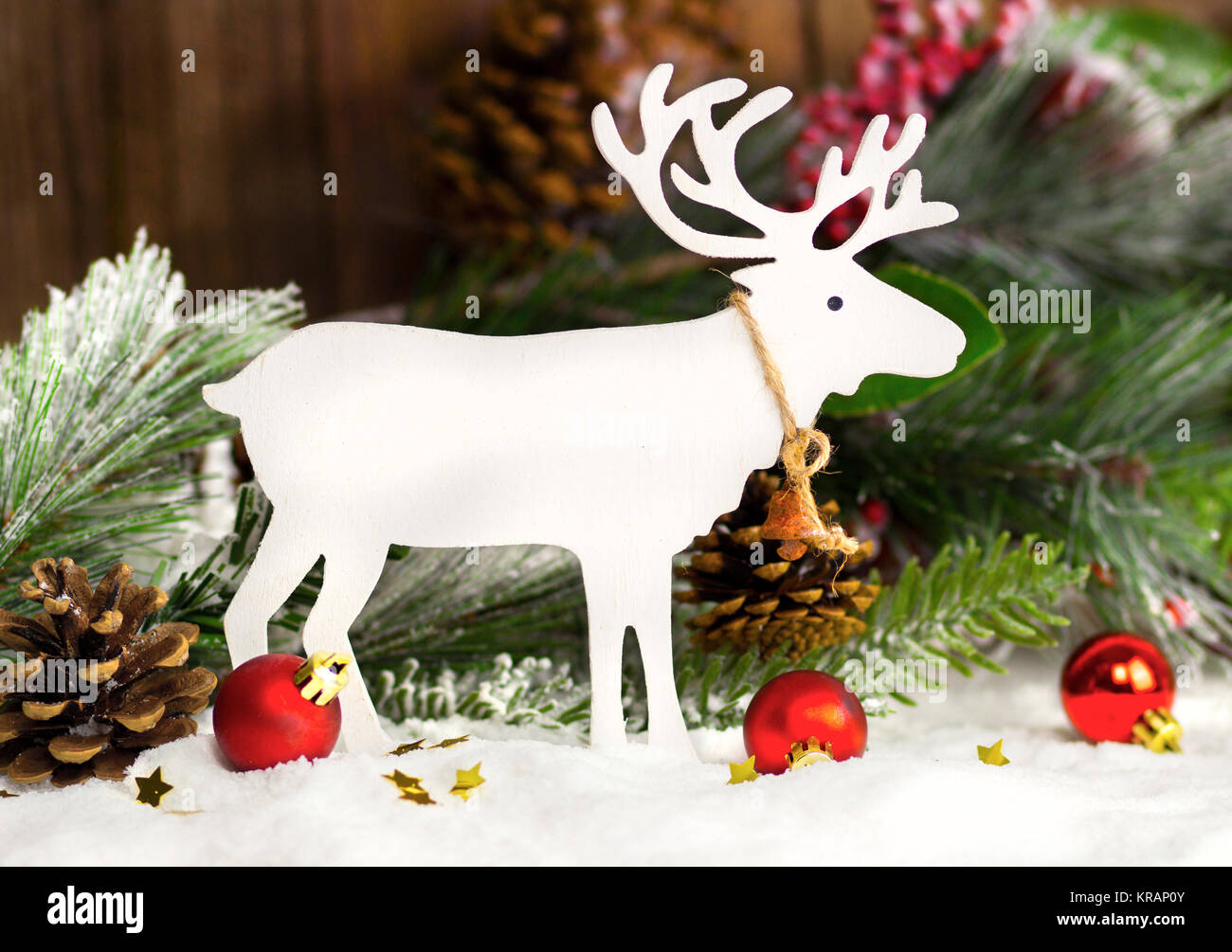 Red christmas border holly hi-res stock photography and images - Alamy