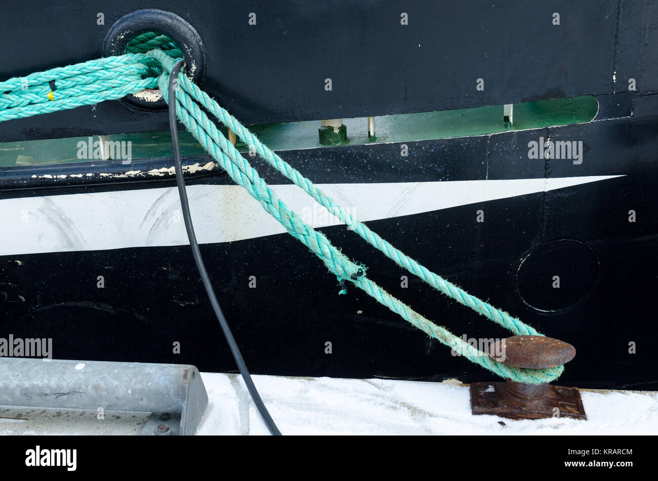 Ship mooring plan hi-res stock photography and images - Alamy