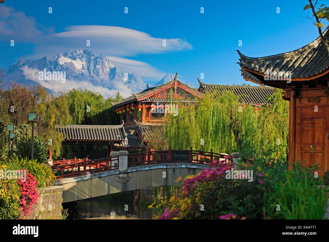Dayan ancient town of Lijiang,Yunnan Province,China Stock Photo - Alamy