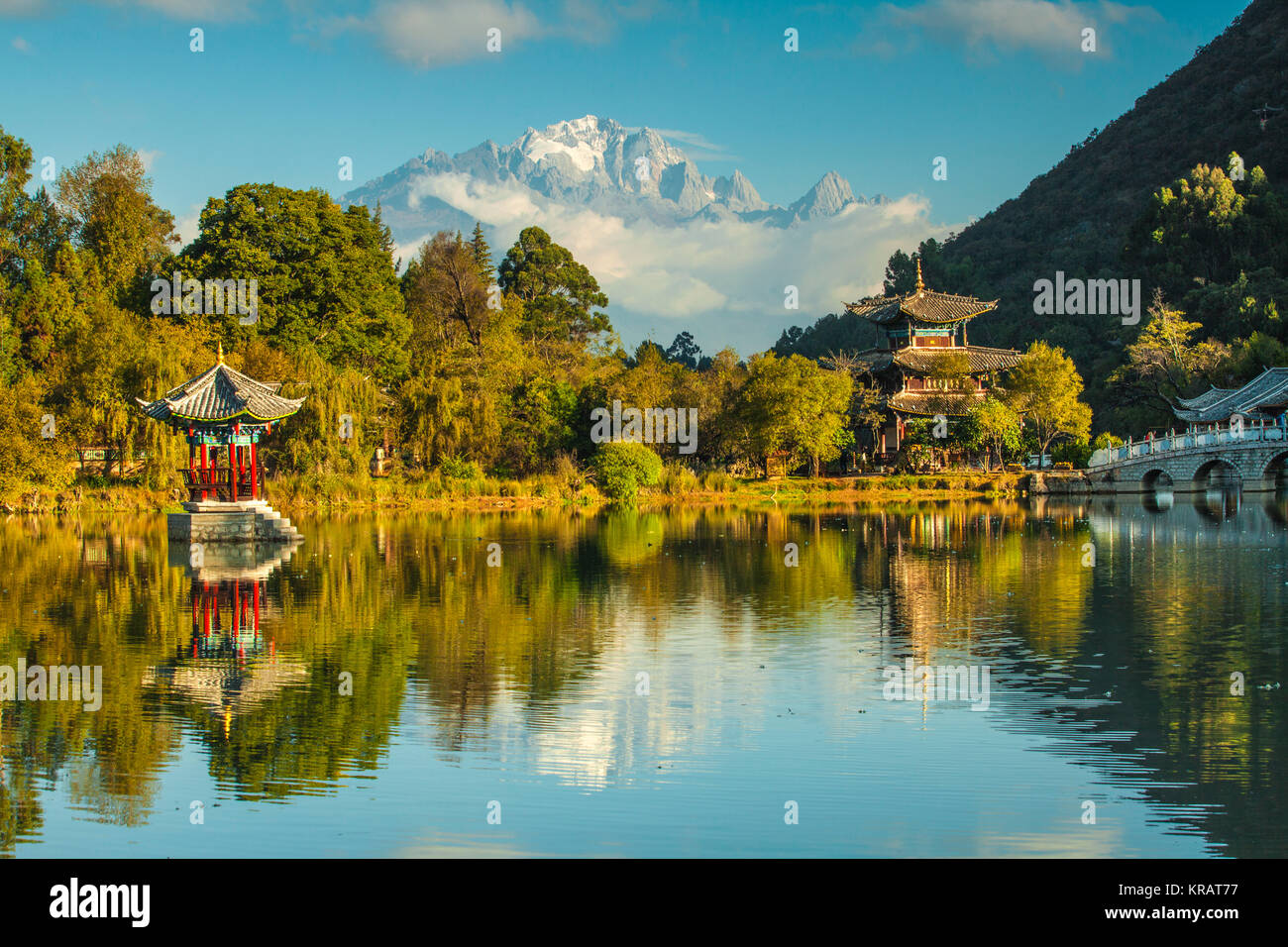Black dragon Pool Park of Lijiang,Yunnan Province,China Stock Photo - Alamy