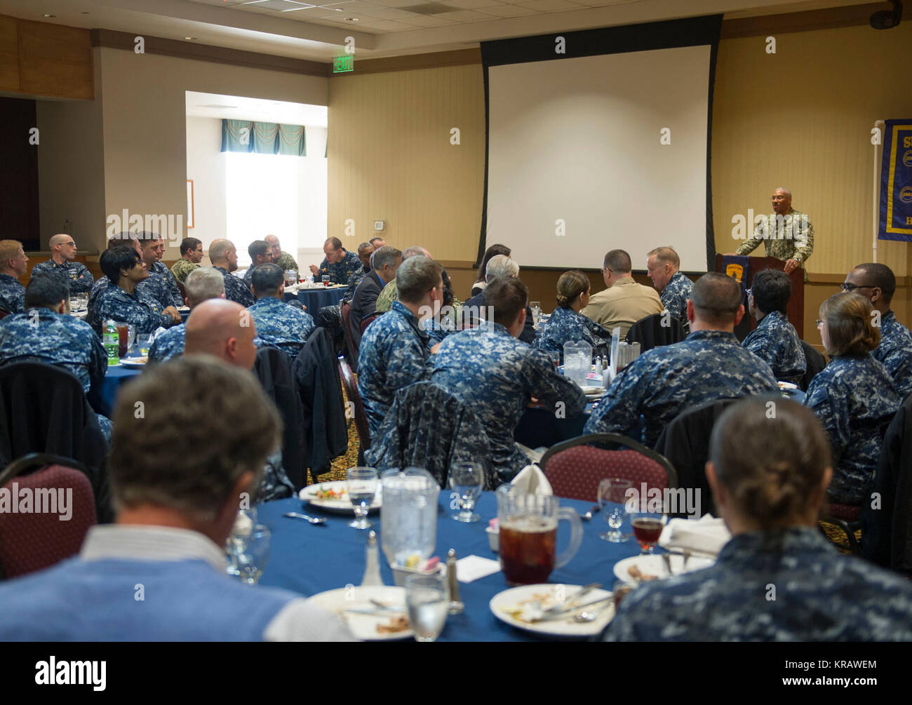 Hampton hill station hi-res stock photography and images - Alamy