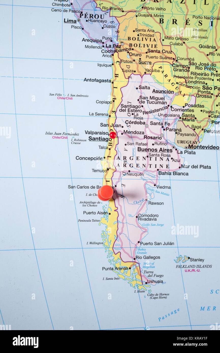 chile map with red pin Stock Photo - Alamy