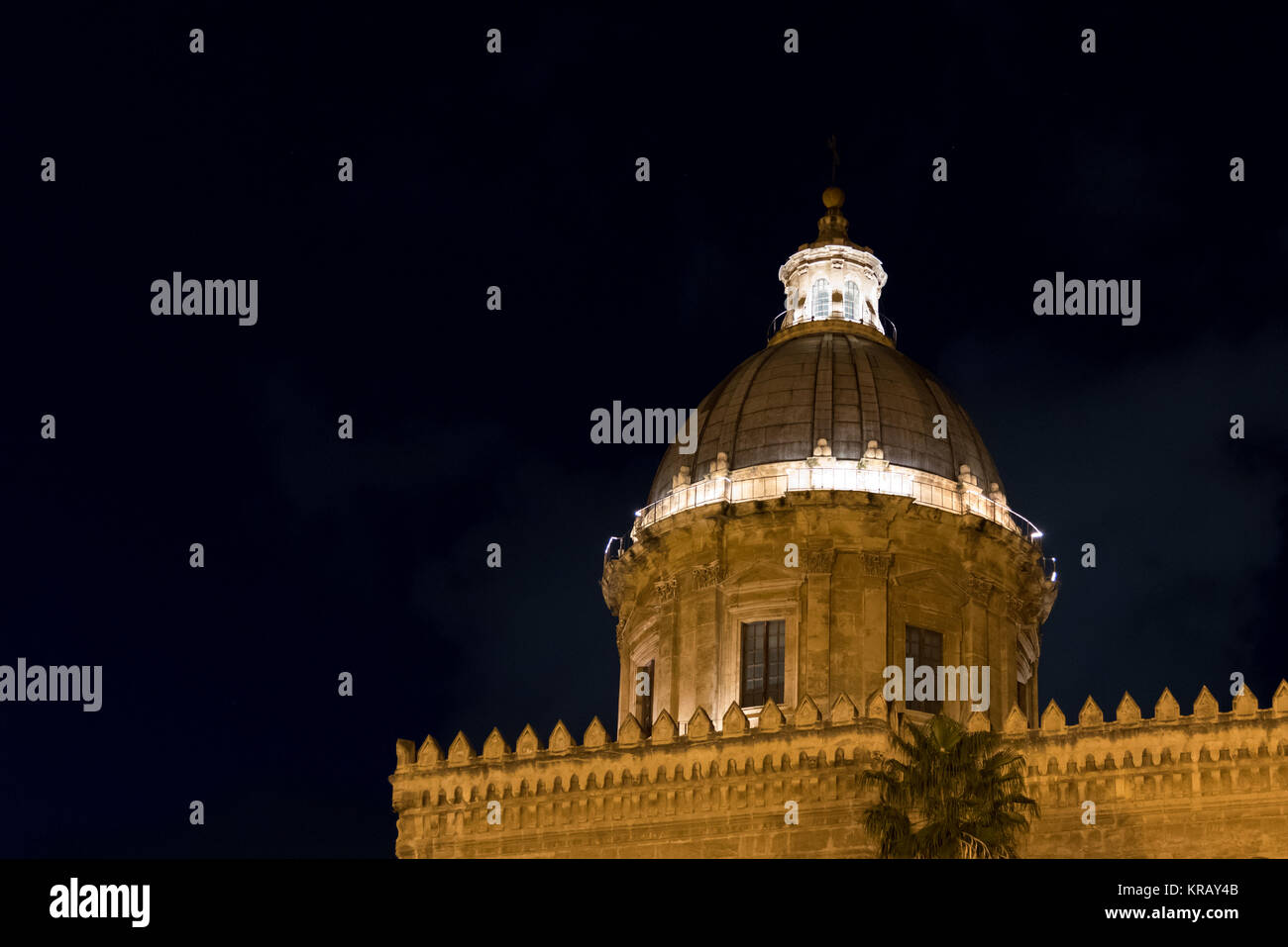 Domes palermo hi-res stock photography and images - Alamy