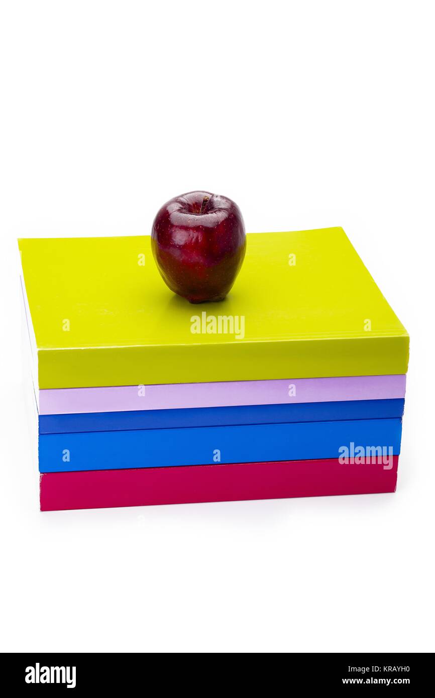 Apple on top stack books hi-res stock photography and images - Alamy