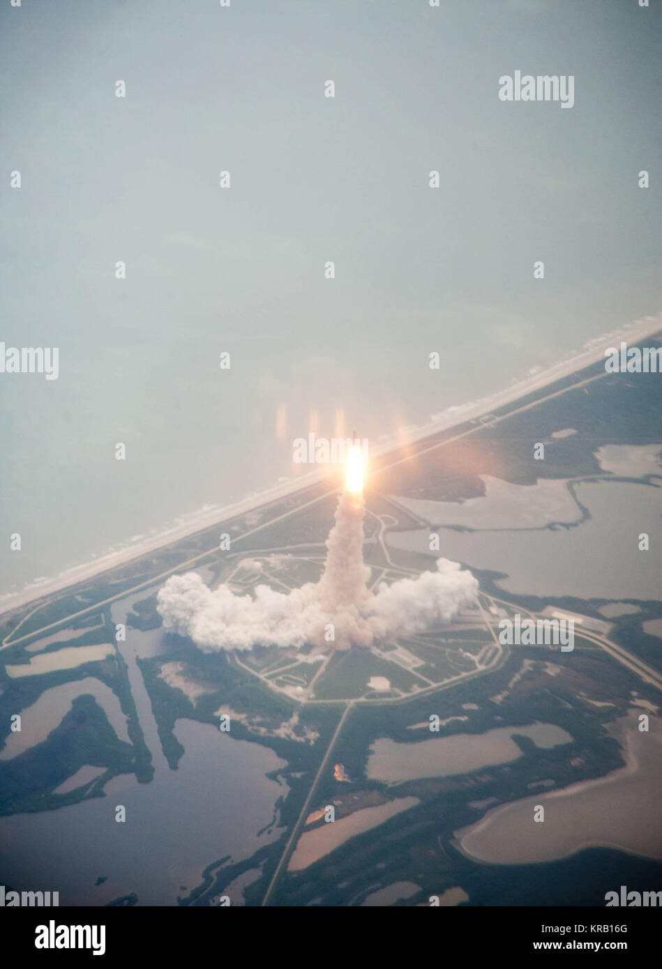 Space shuttle Atlantis is seen through the window of a Shuttle Training ...