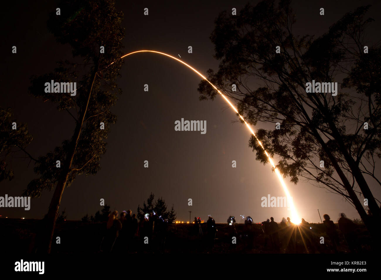 A Delta II rocket launches with the NPOESS Preparatory Project (NPP ...