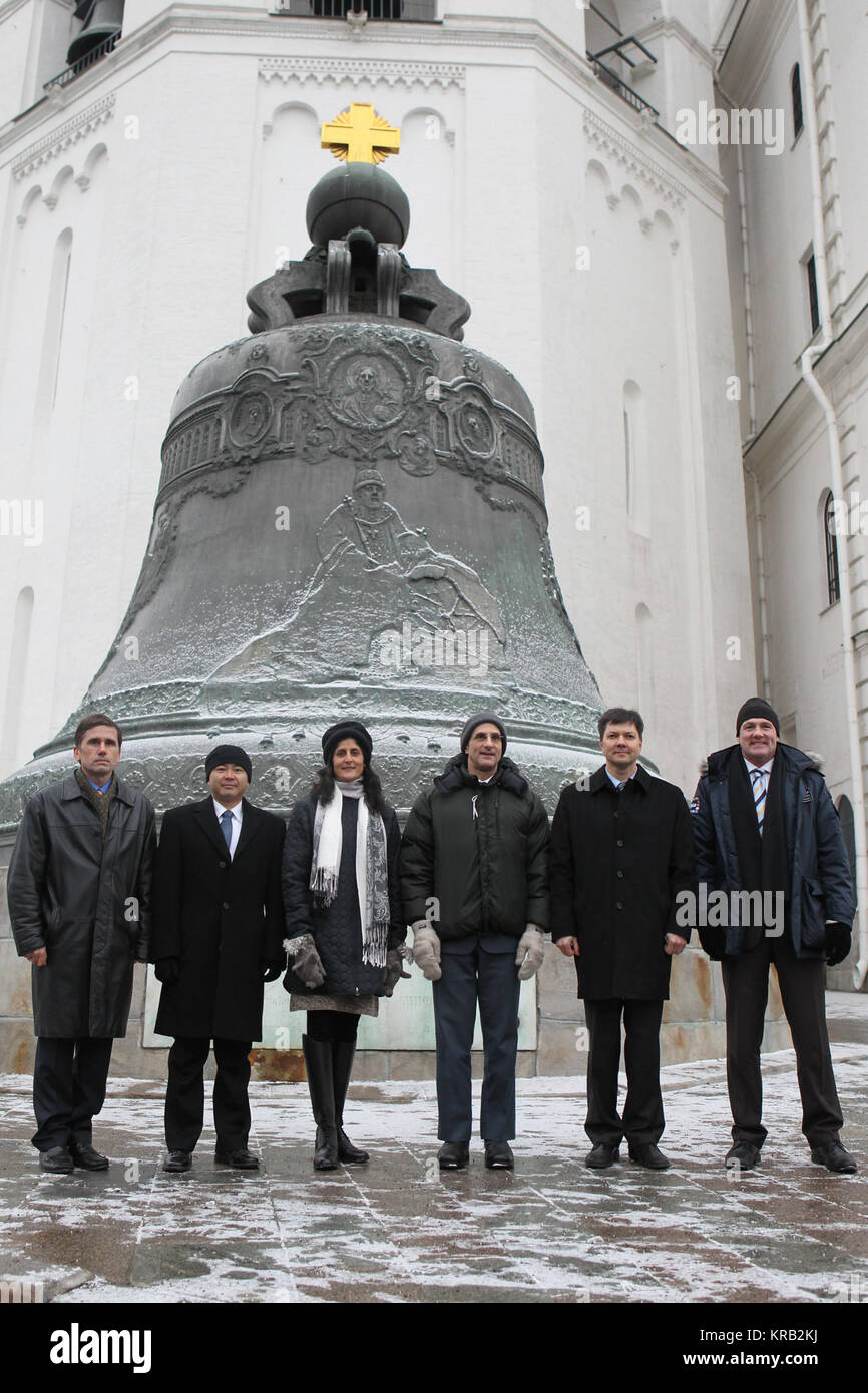 Commander suni williams hi-res stock photography and images - Alamy