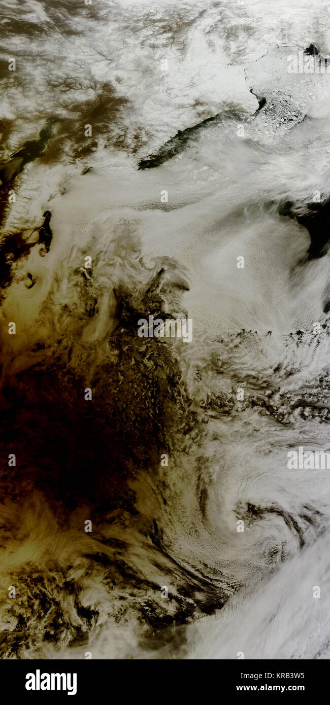 Annular Eclipse over the Pacific Ocean, May 20 2012 Stock Photo - Alamy