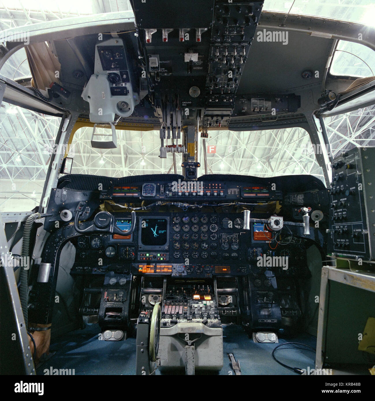 Cockpit of NASA C-8A QSRA Stock Photo - Alamy