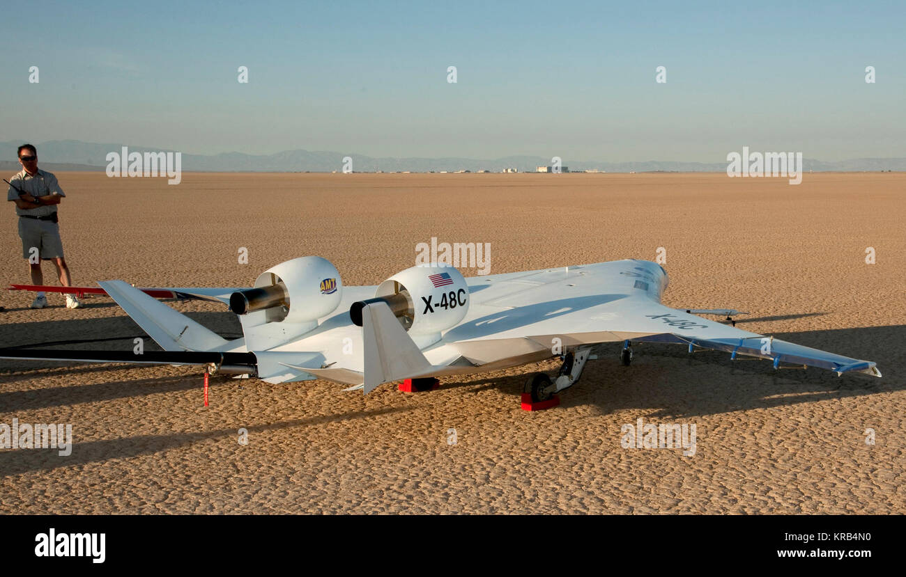 NASA-Boeing X-48C before first flight (cropped Stock Photo - Alamy