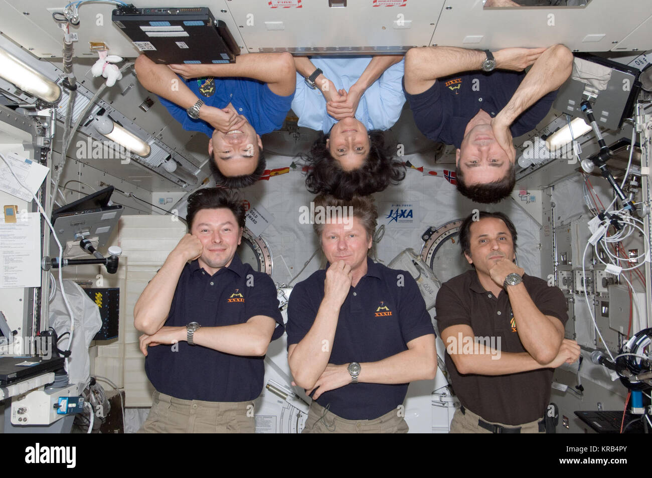 Expedition 32 in-flight crew portrait Stock Photo - Alamy