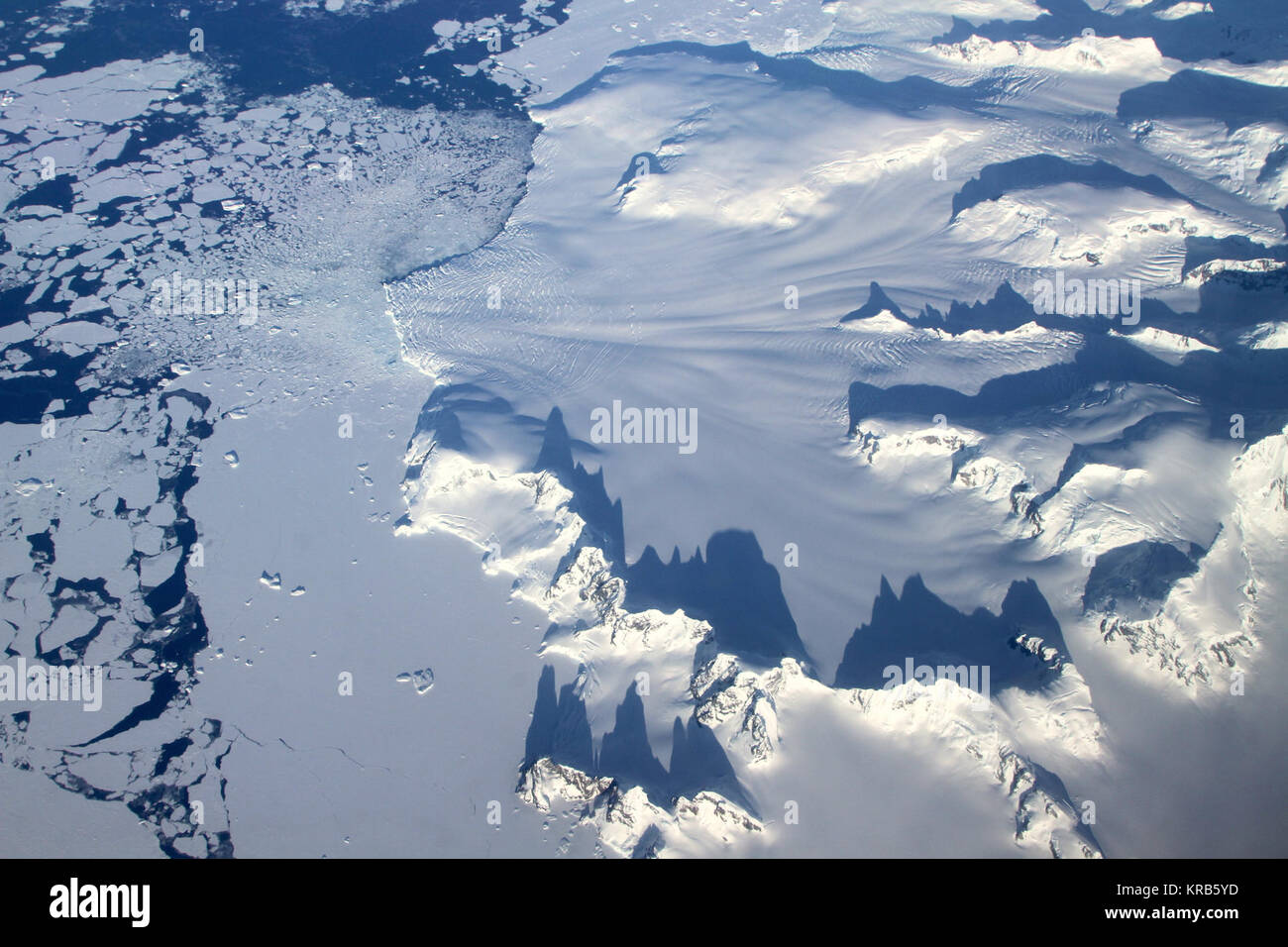 Sharp Antarctic peaks (8146698528 Stock Photo - Alamy