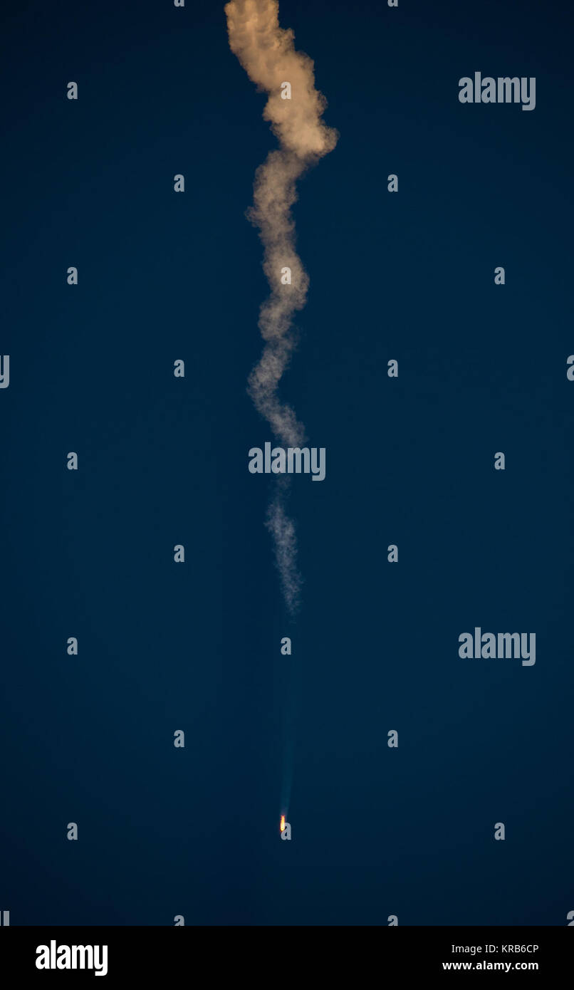 The Soyuz TMA-07M rocket launches from the Baikonur Cosmodrome in ...