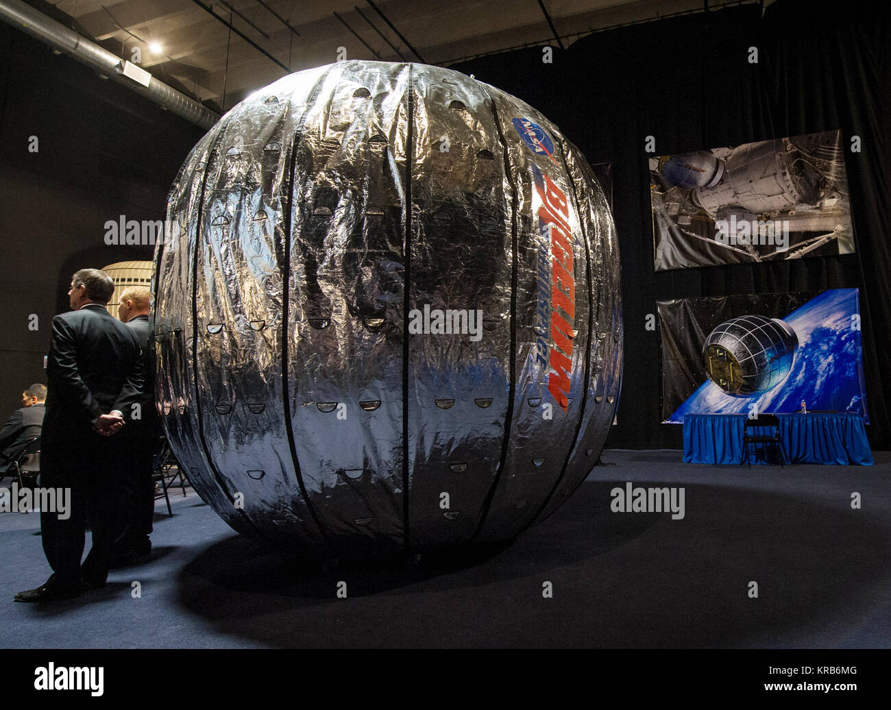 Expandable space habitat hi-res stock photography and images - Alamy