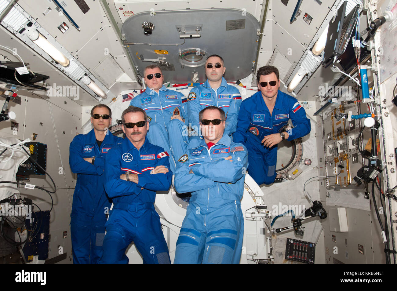 ISS Expedition 34 inflight crew portrait Stock Photo - Alamy