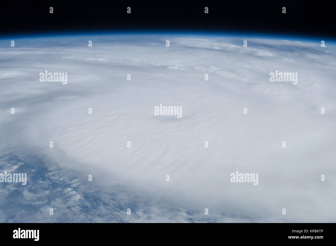 ISS-34 Tropical Cyclone Felleng in the Indian Ocean near Madagascar ...