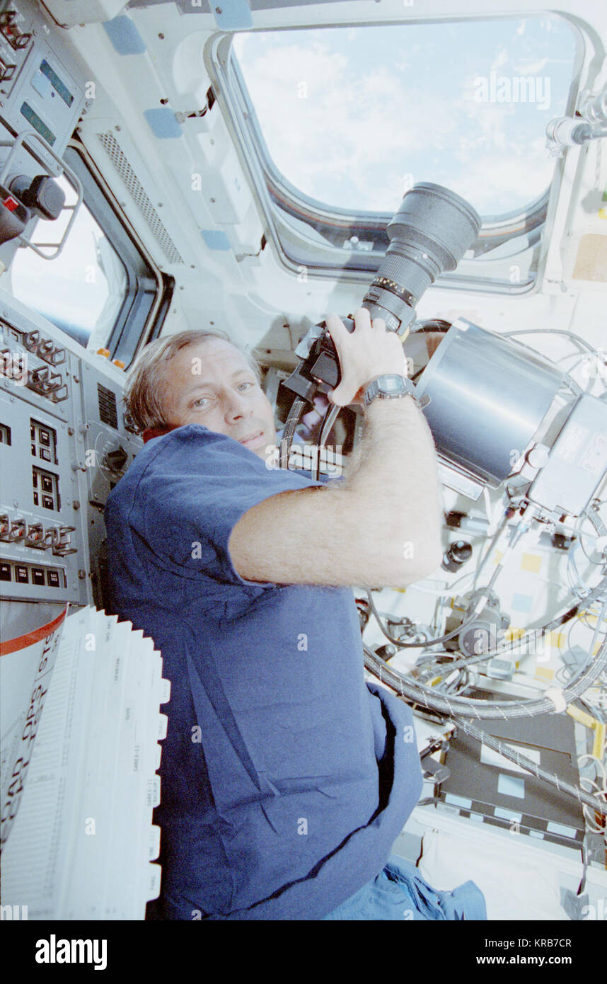 Kenneth Cockrell on Discovery with the HERCULES camera system (STS056 ...