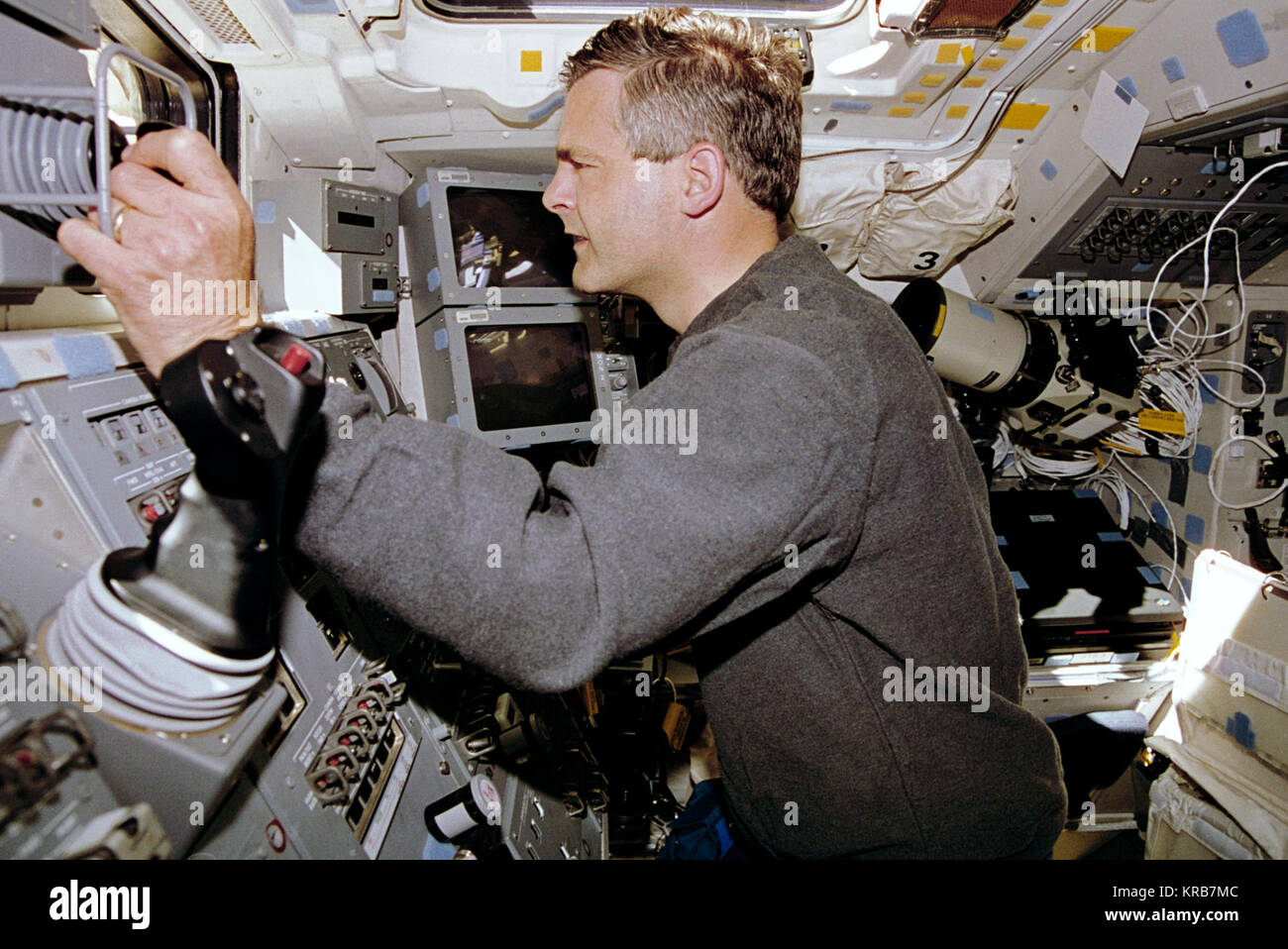 Canadarm canadian astronaut hi-res stock photography and images - Alamy