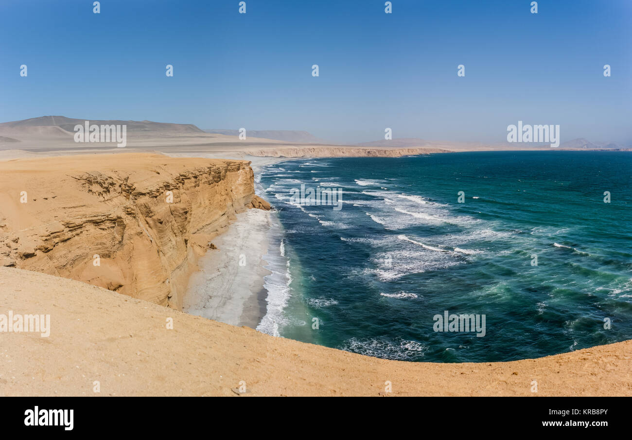 Pisco bay hi-res stock photography and images - Alamy
