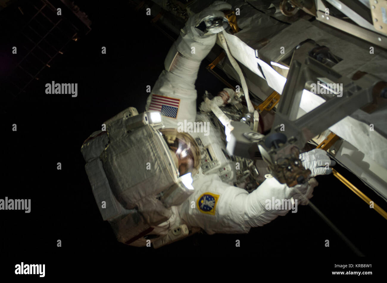 ISS-36 EVA-2 u Chris Cassidy Stock Photo - Alamy