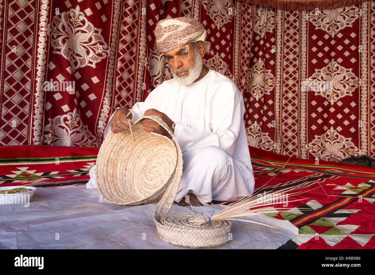 Oman basket hi-res stock photography and images - Alamy