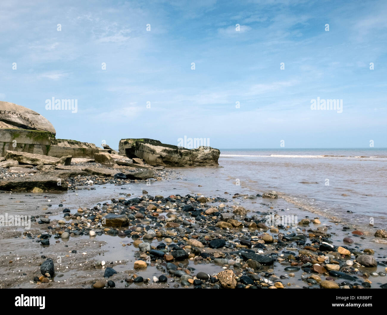 Humberside, WW2 Gun emplacements and military defence, derelict and ...