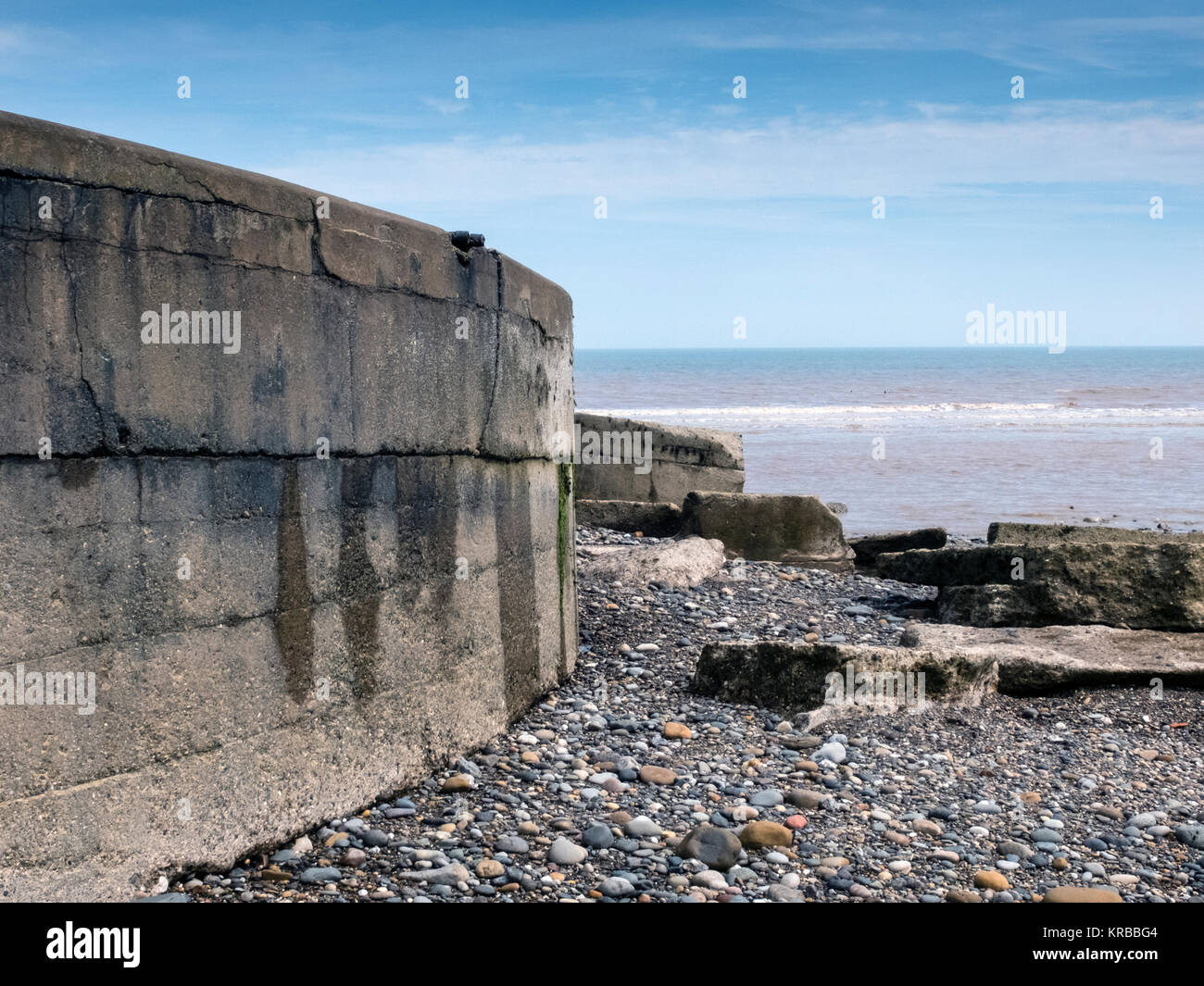 Humberside, WW2 Gun emplacements and military defence, derelict and ...