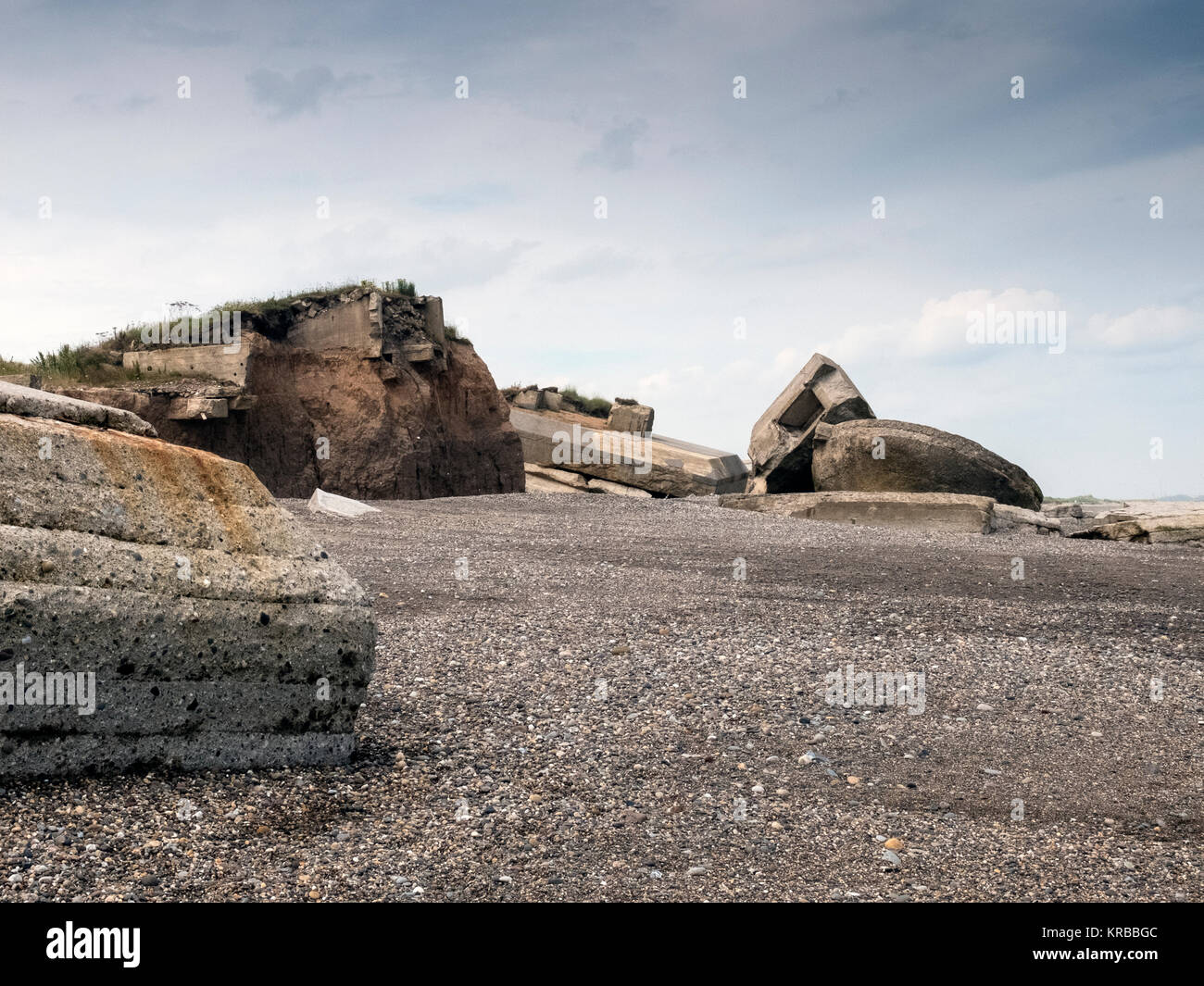 Humberside, WW2 Gun emplacements and military defence, derelict and ...