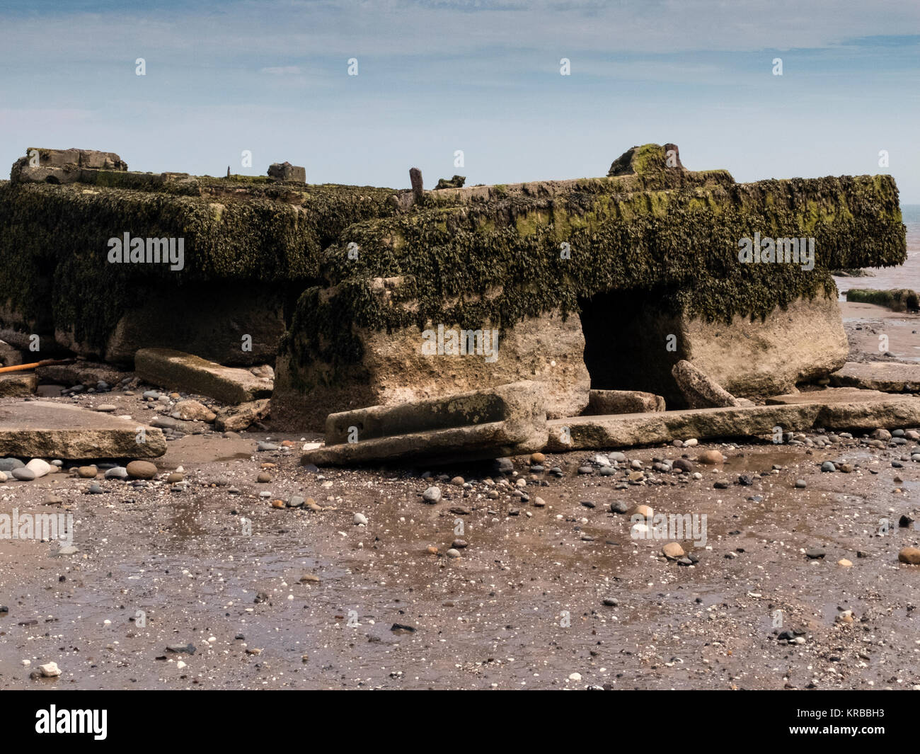 Humberside, WW2 Gun emplacements and military defence, derelict and ...