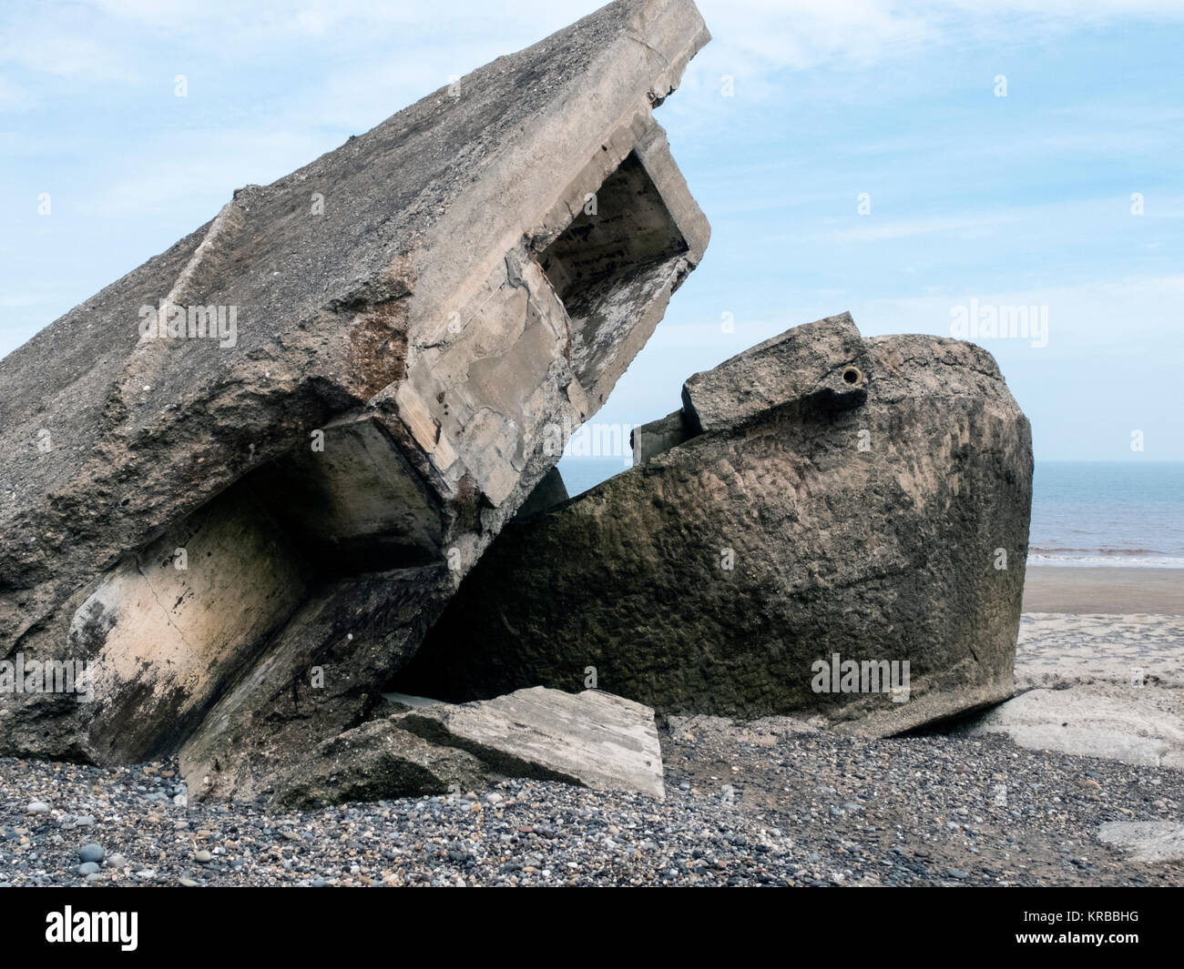 Humberside, WW2 Gun emplacements and military defence, derelict and ...