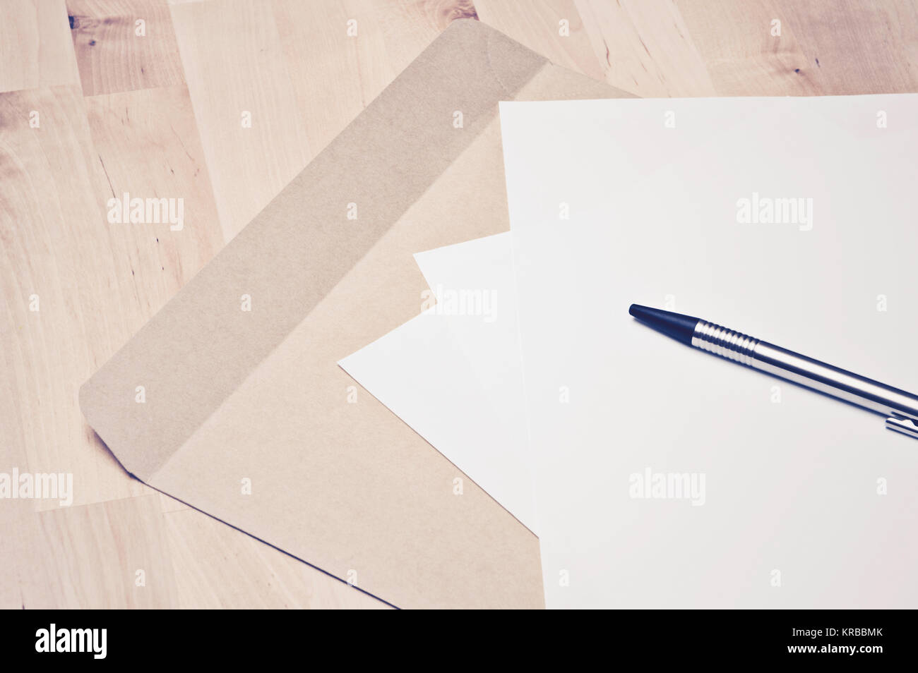 Document envelope and pen : Business concept Stock Photo - Alamy