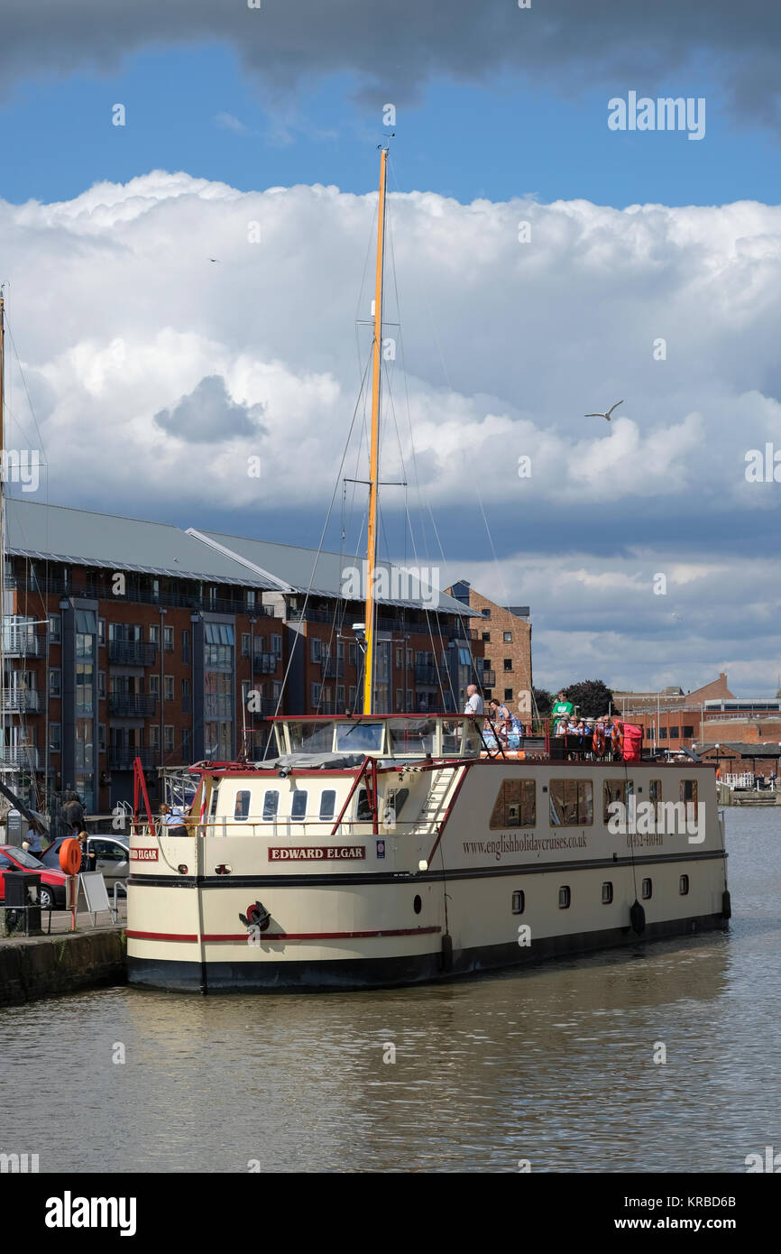 Boat river severn elgar hi-res stock photography and images - Alamy